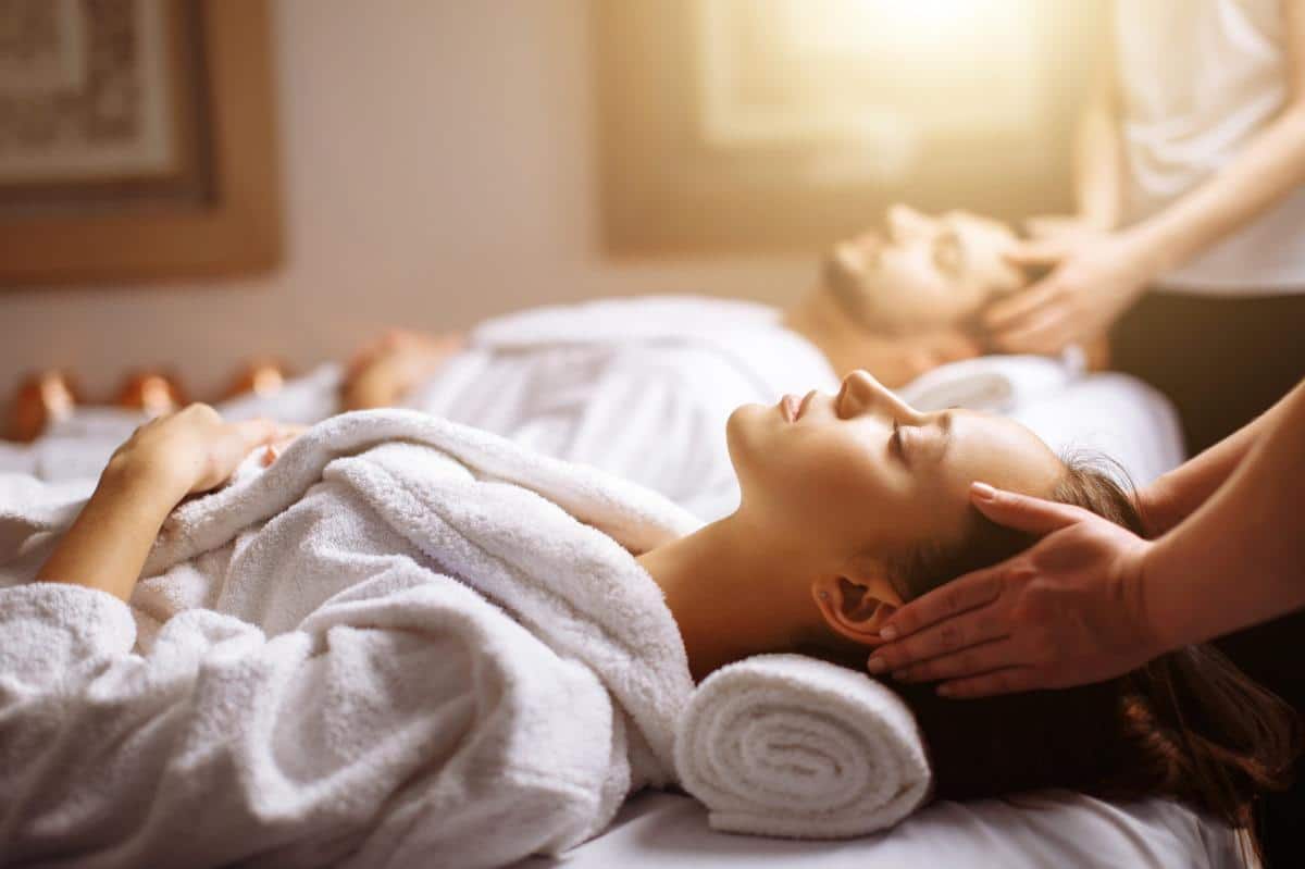 Romantic Couples Spa Experience Ideas | Wellness Spa